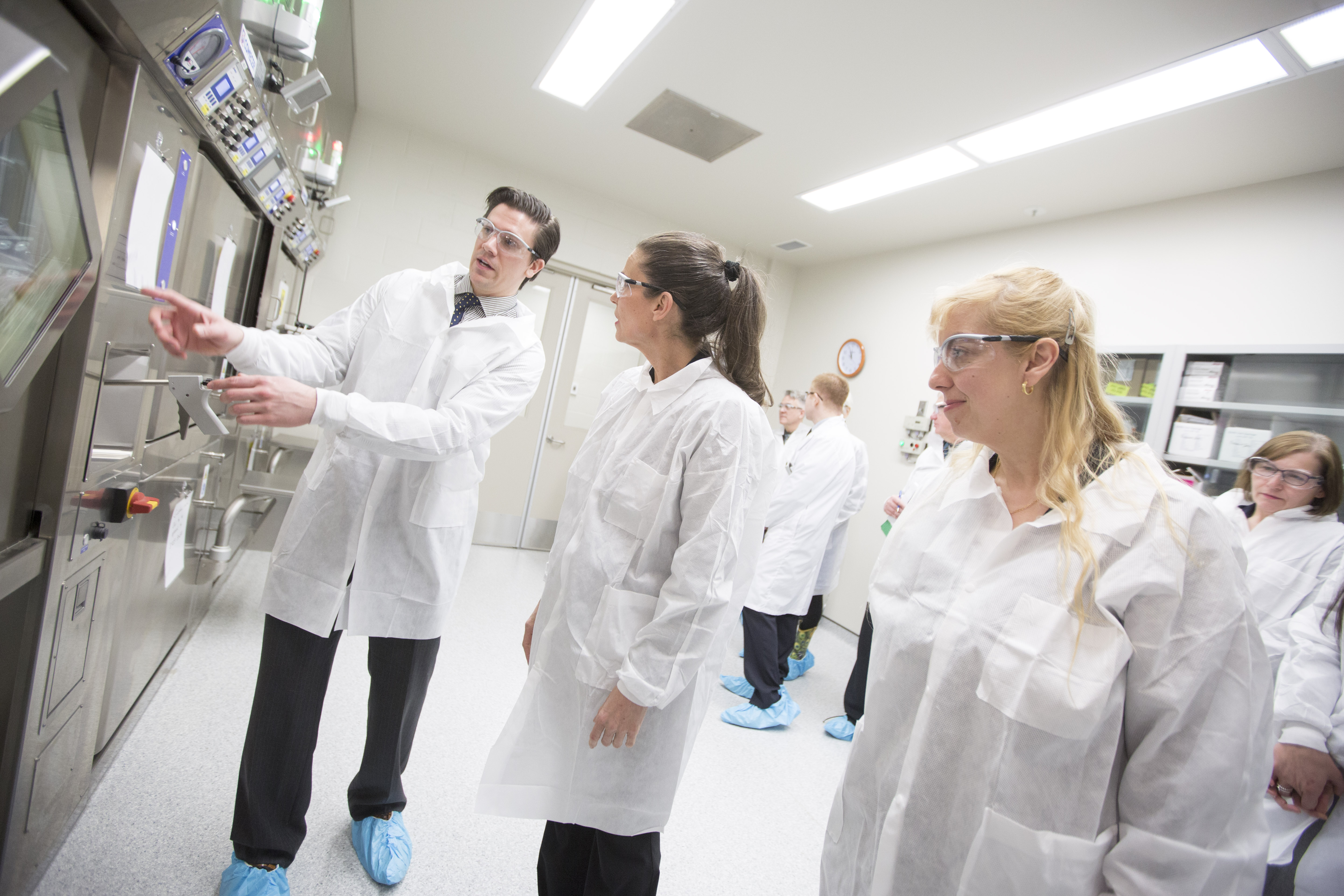 New Canada Research Chair working on “smart” cancer drugs - Eric Price ...